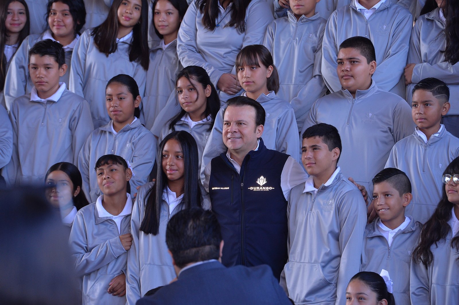 Durango entonó el Himno Nacional a todo el país, arranca ciclo escolar ...