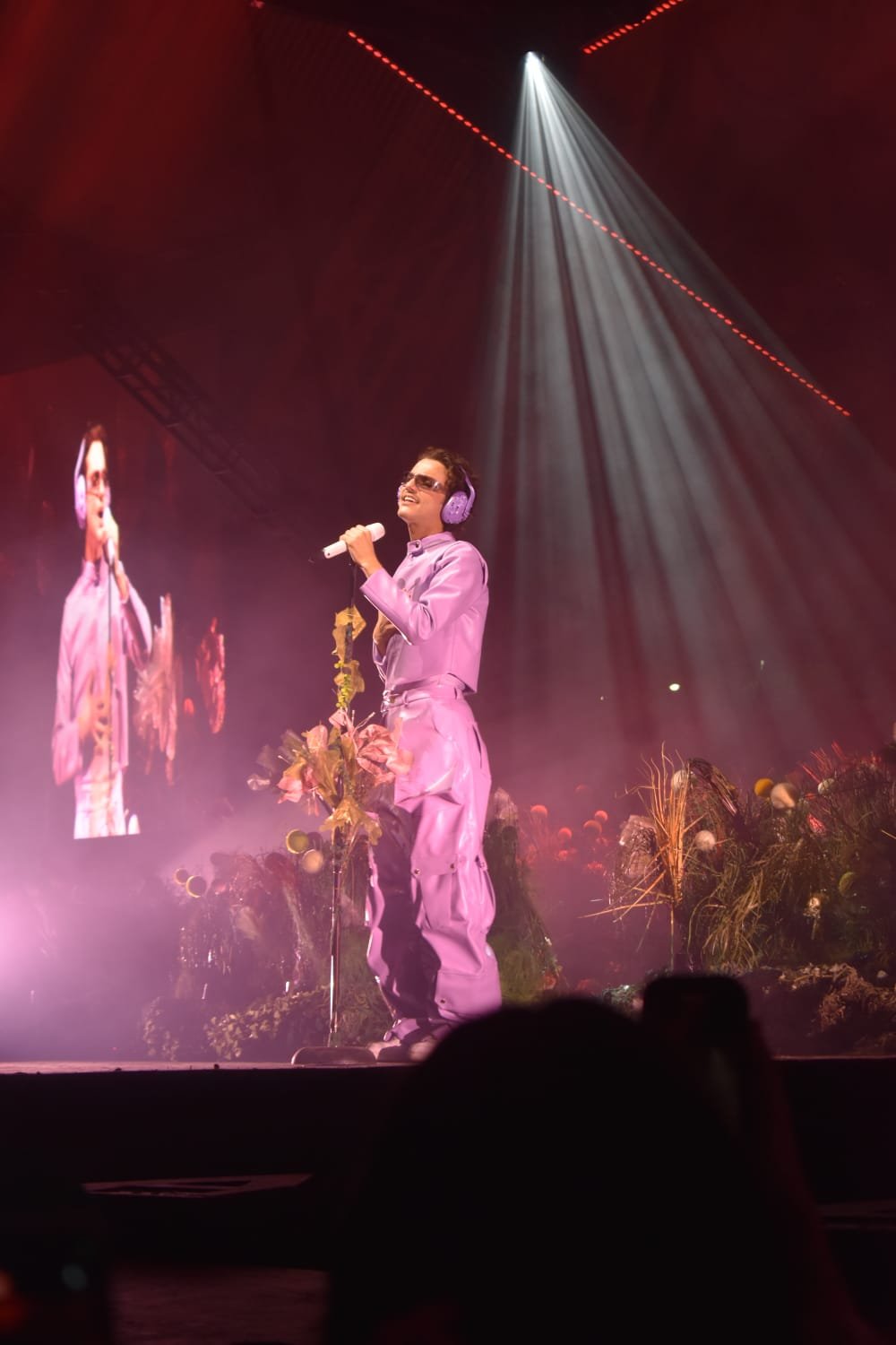 Humbe ofrece un extraordinario y colorido concierto en la Velaria ...