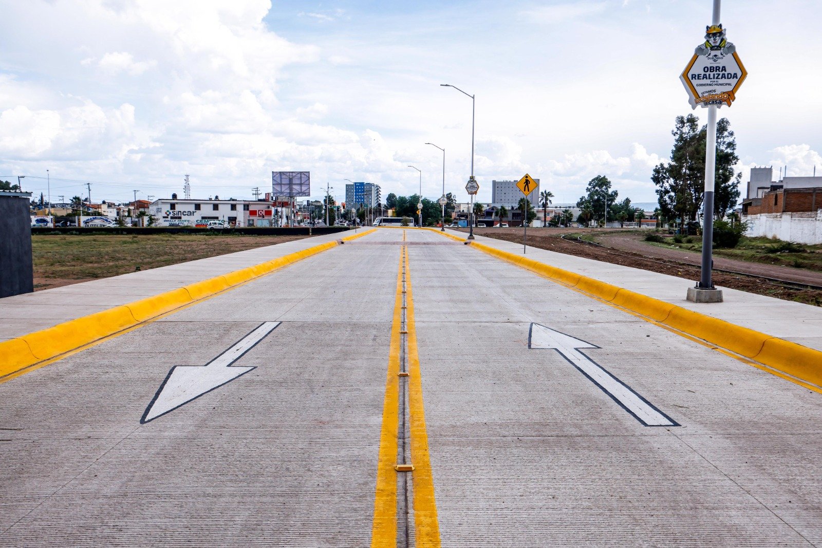 Toño Ochoa entrega obras complementarias en el Parque Lineal – Contexto ...