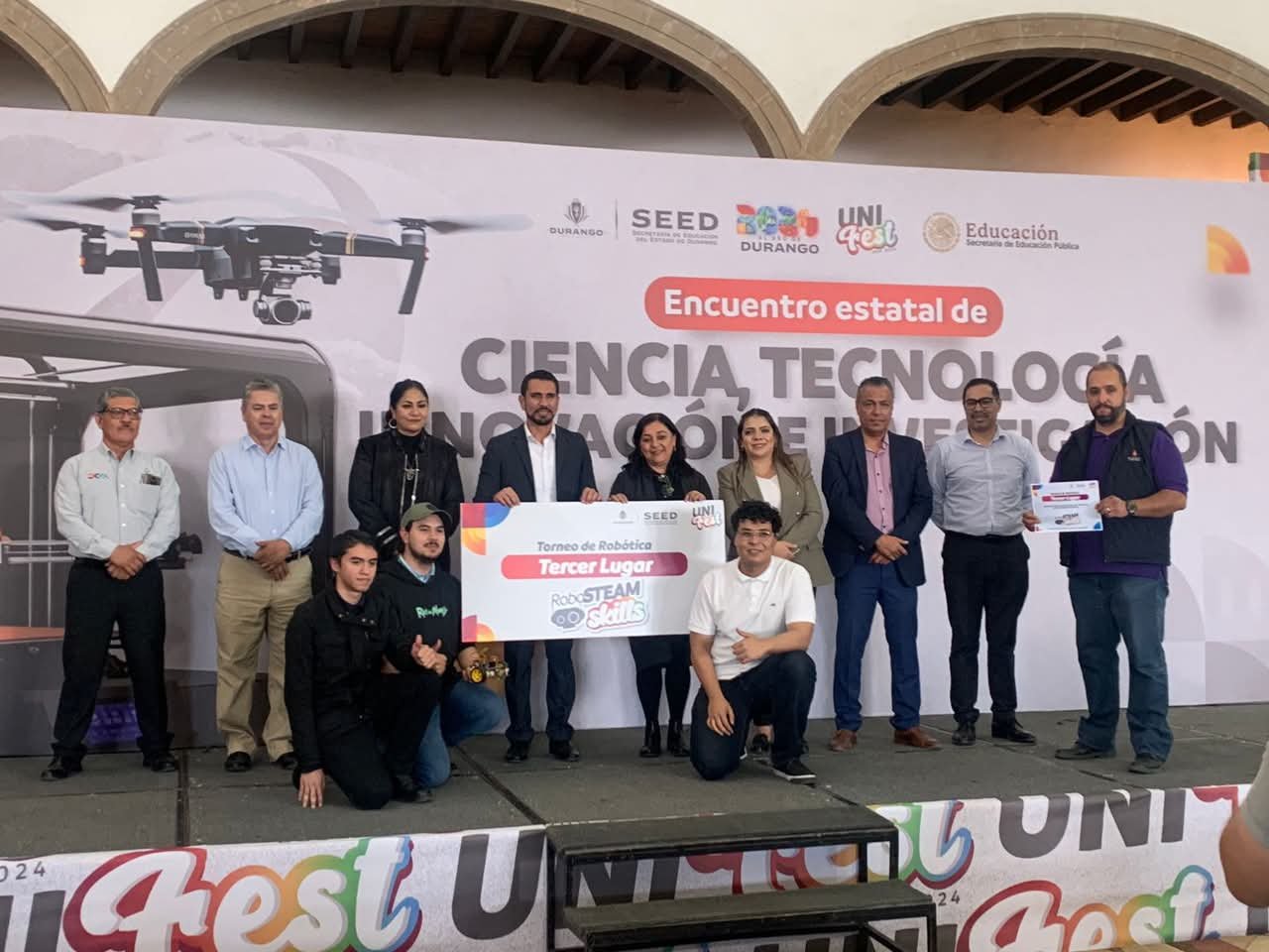 Unipoli se lleva el primer y tercer lugar en Robótica – Contexto de Durango