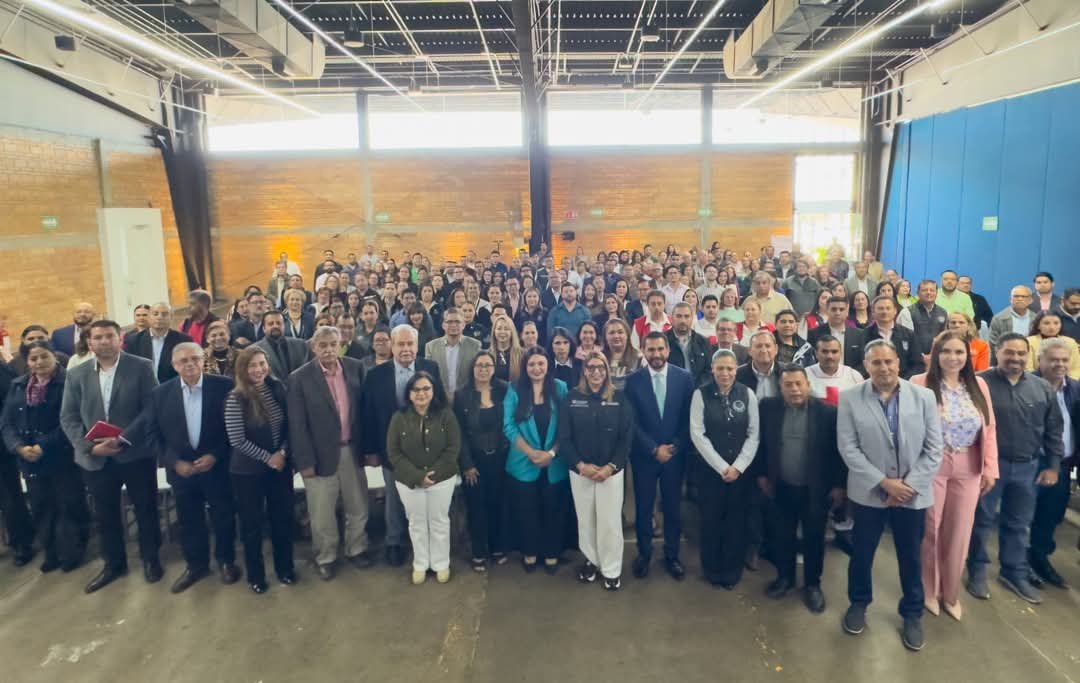 UNIPOLI entregó certificaciones reconociendo habilidades y ...