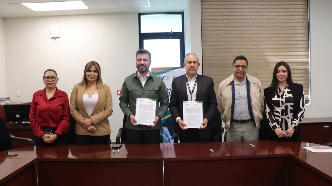 Firma convenio UTD con CCE – Contexto de Durango